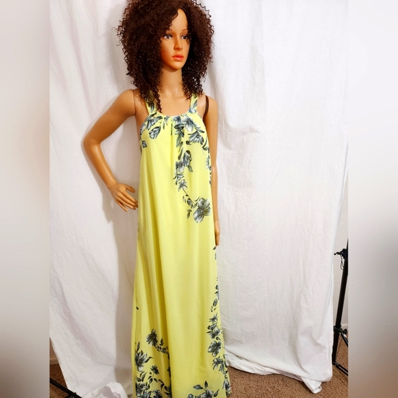 SHI OIN | Dresses | Nwot Shi Oin Sleevless Maxi | Poshmark